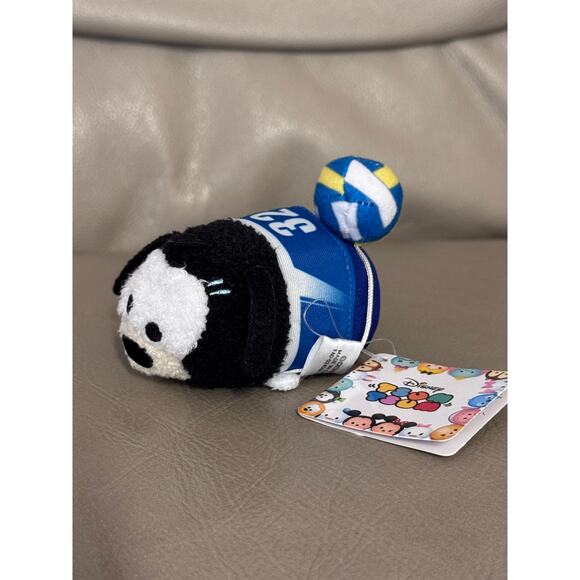 Disney | Toys | Disney Tsum Tsum Japan Mini Goofy Volleyball Player 32 ...